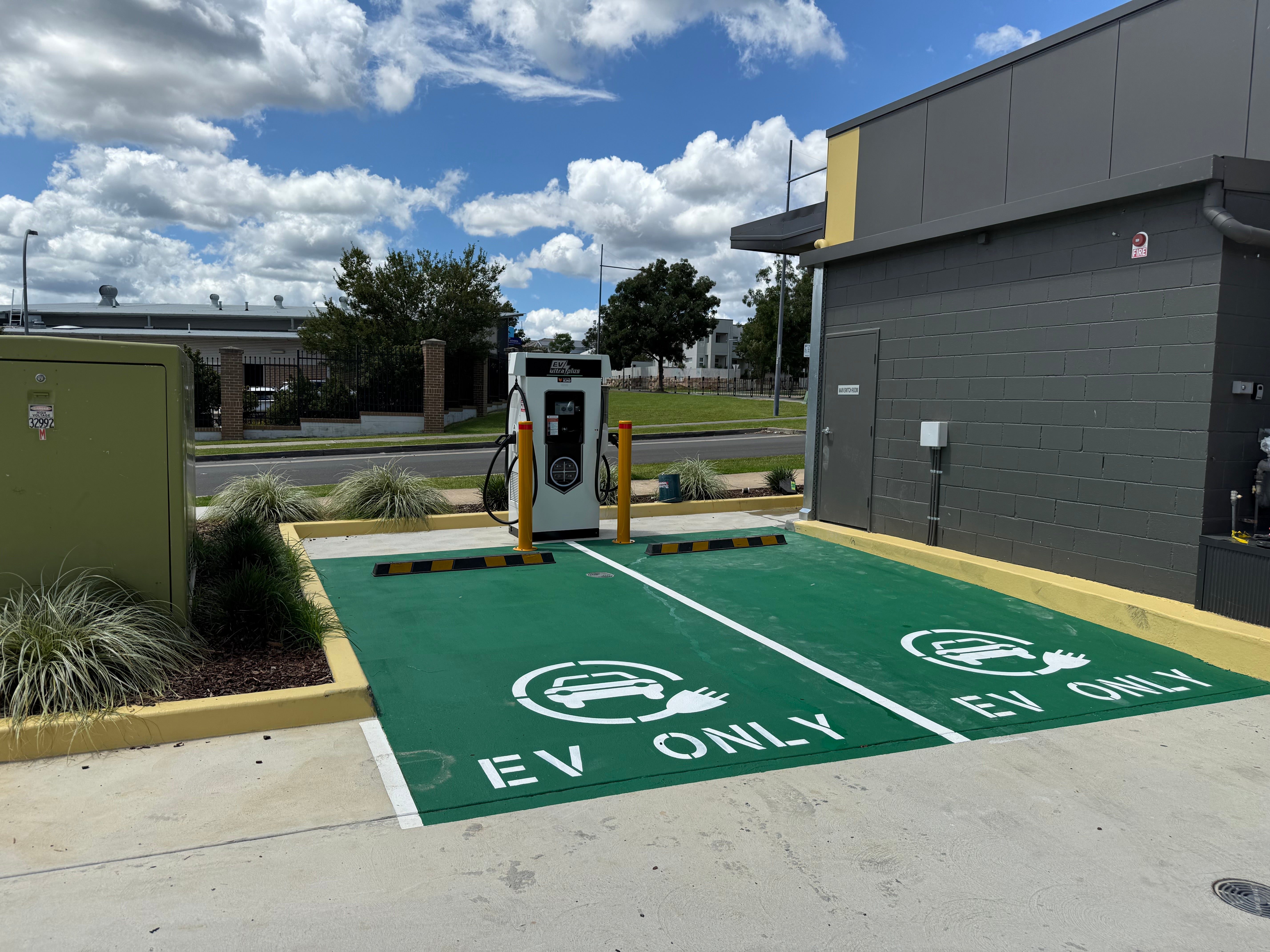 Wilton Plaza – EV Ultra Plus